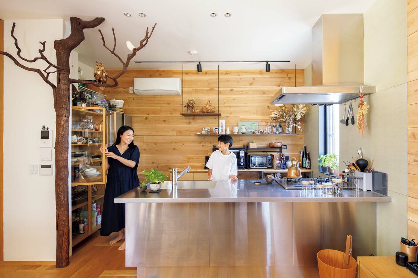 [写真](1ページ目)まるで旅館の風呂みたい。東京・敷地30坪に建つ家の極上空間 | ESSEonline（エッセ オンライン）